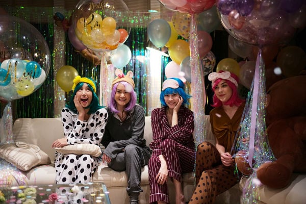 បែកភ្នែក បើឃើញការតែងខ្លួន របស់ភ្ញៀវចូលរួម ក្នុងខួបកំណើត Mint Chalida - Khmerload