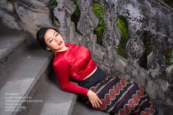 တော်ဝင်တဲ့ မင်းကြိုက်စိုးကြိုက် ကောက်ကြောင်းအလှနဲ့ ပုရိသတွေကို ရင်ဖိုစေခဲ့ရတဲ့ မန်းသူလေး အိမ့ ...