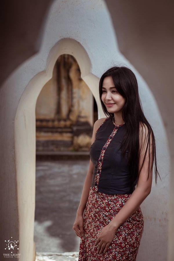 စိတ်ဝင်စားစရာရှေးဟောင်း မြို့လေးဆီ သွားရောက်လည်ပတ်ခဲ့တဲ့ အေးသောင်း - Myanmarload